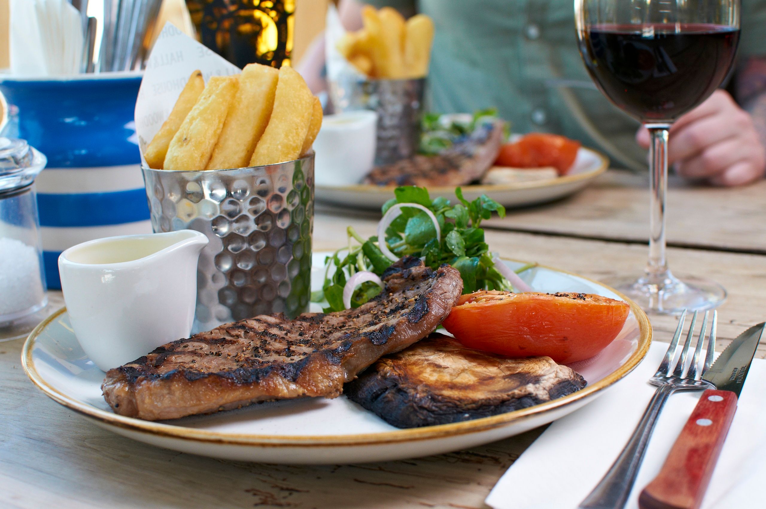 The Wiremill Pub Restaurant, Lingfield | Breakfast, Lunch & Dinner